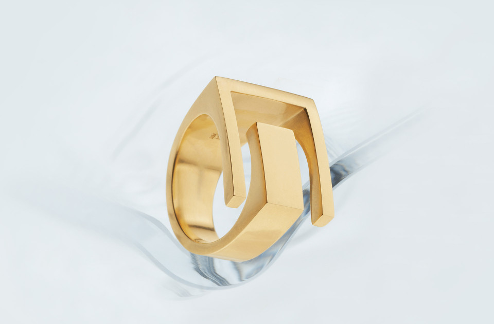 Angela Huebel – Design Jewelry | Art Aurea
